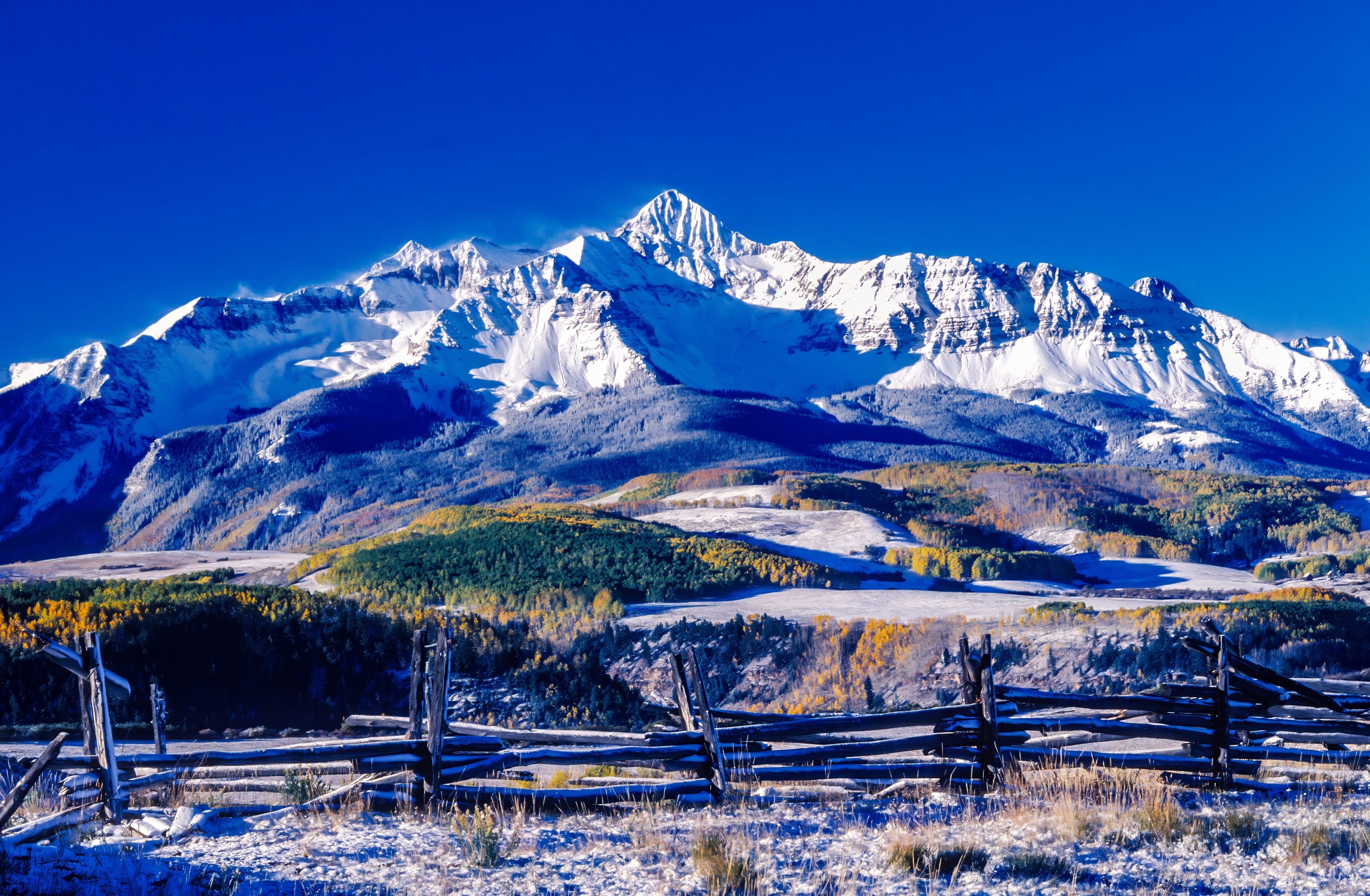 7 Mountain Towns In Colorado With Boulder Vibes, But Better