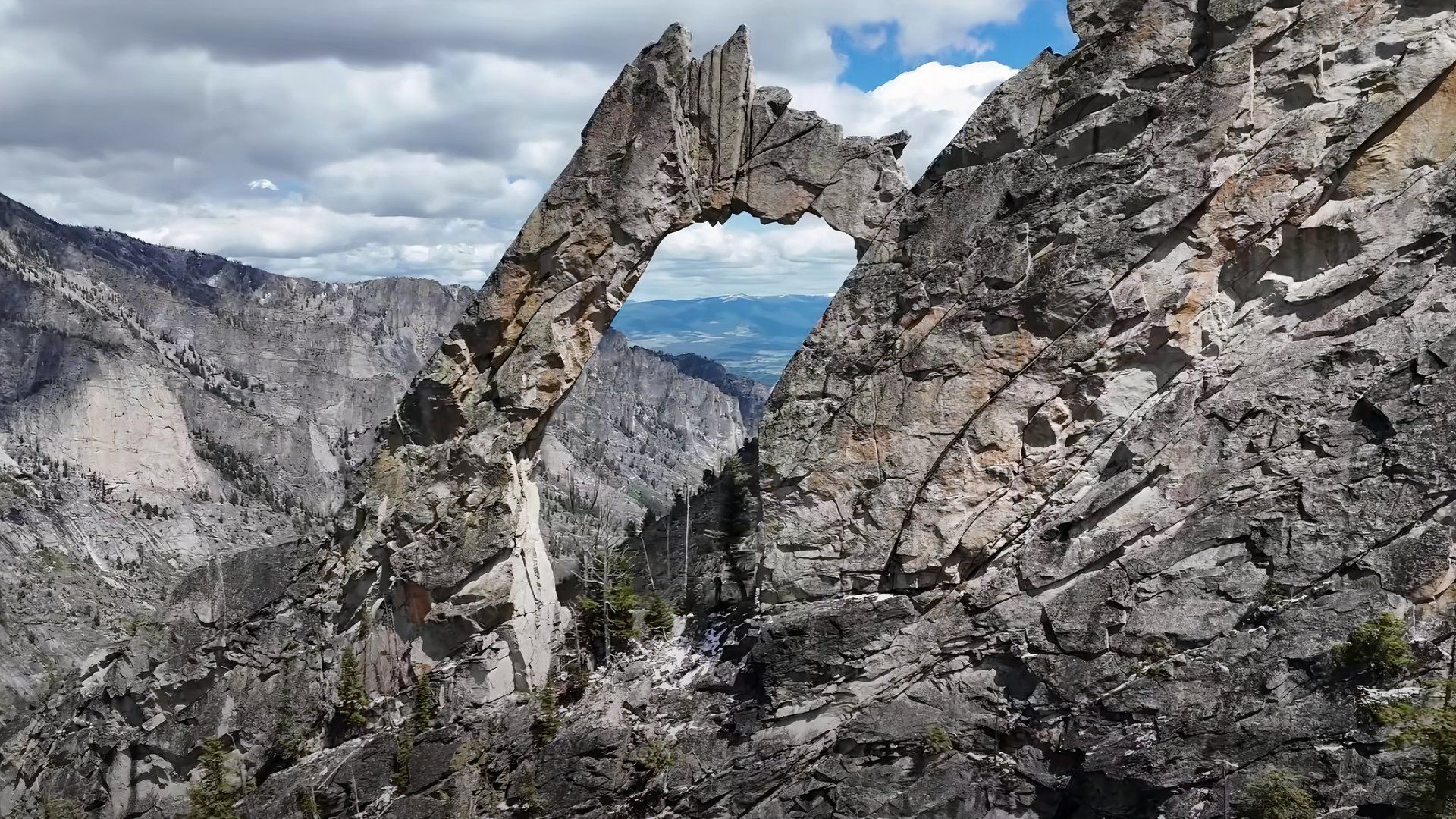 17 Unique, Once In A Lifetime Travel Experiences Worth Having