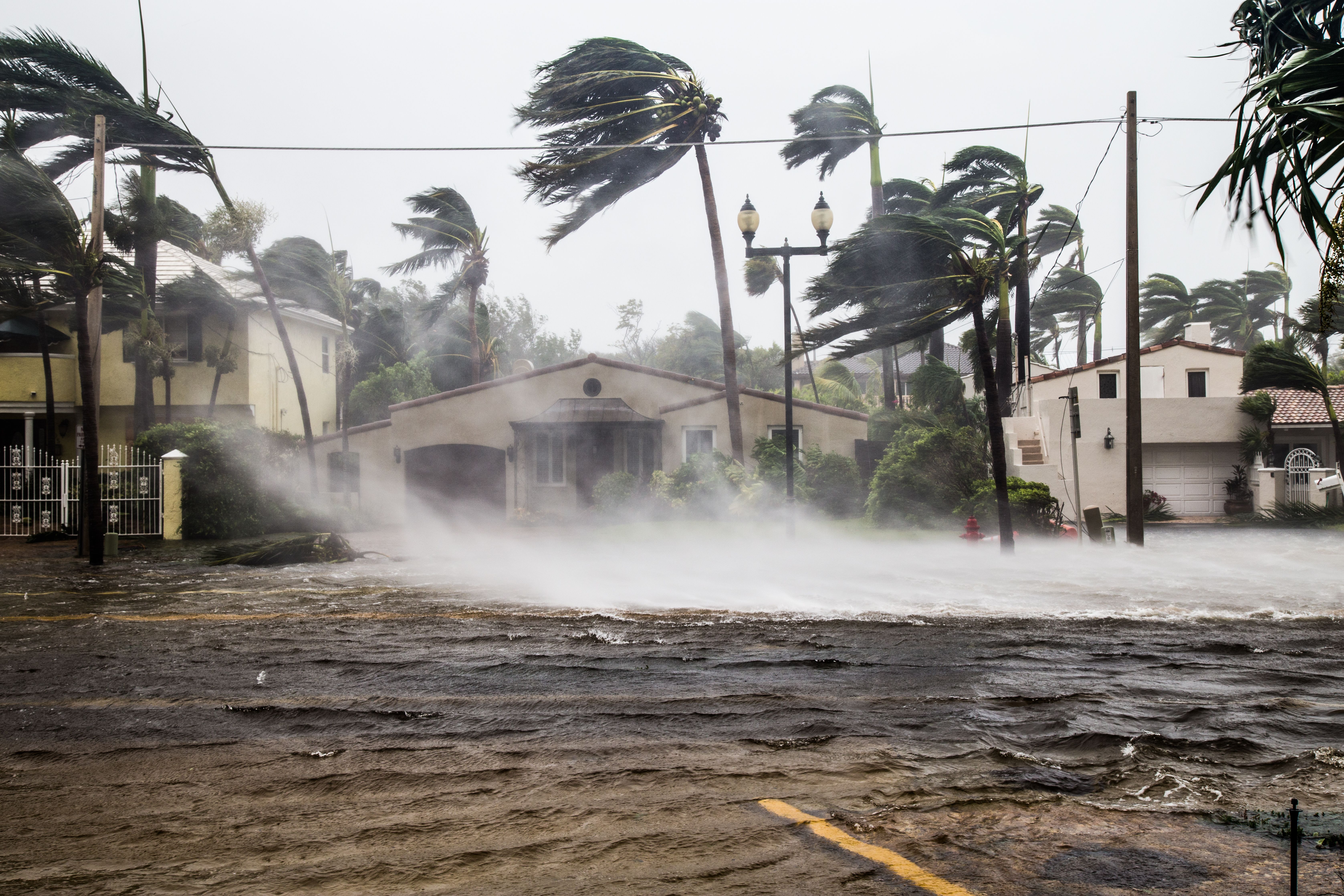 Hurricane Milton Looked Downright Scary In Cancun And Other Vacations ...