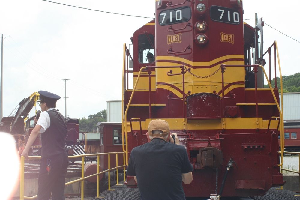 Skip The Road Trip: 6 Trains That Show Off Georgia's Fall Beauty