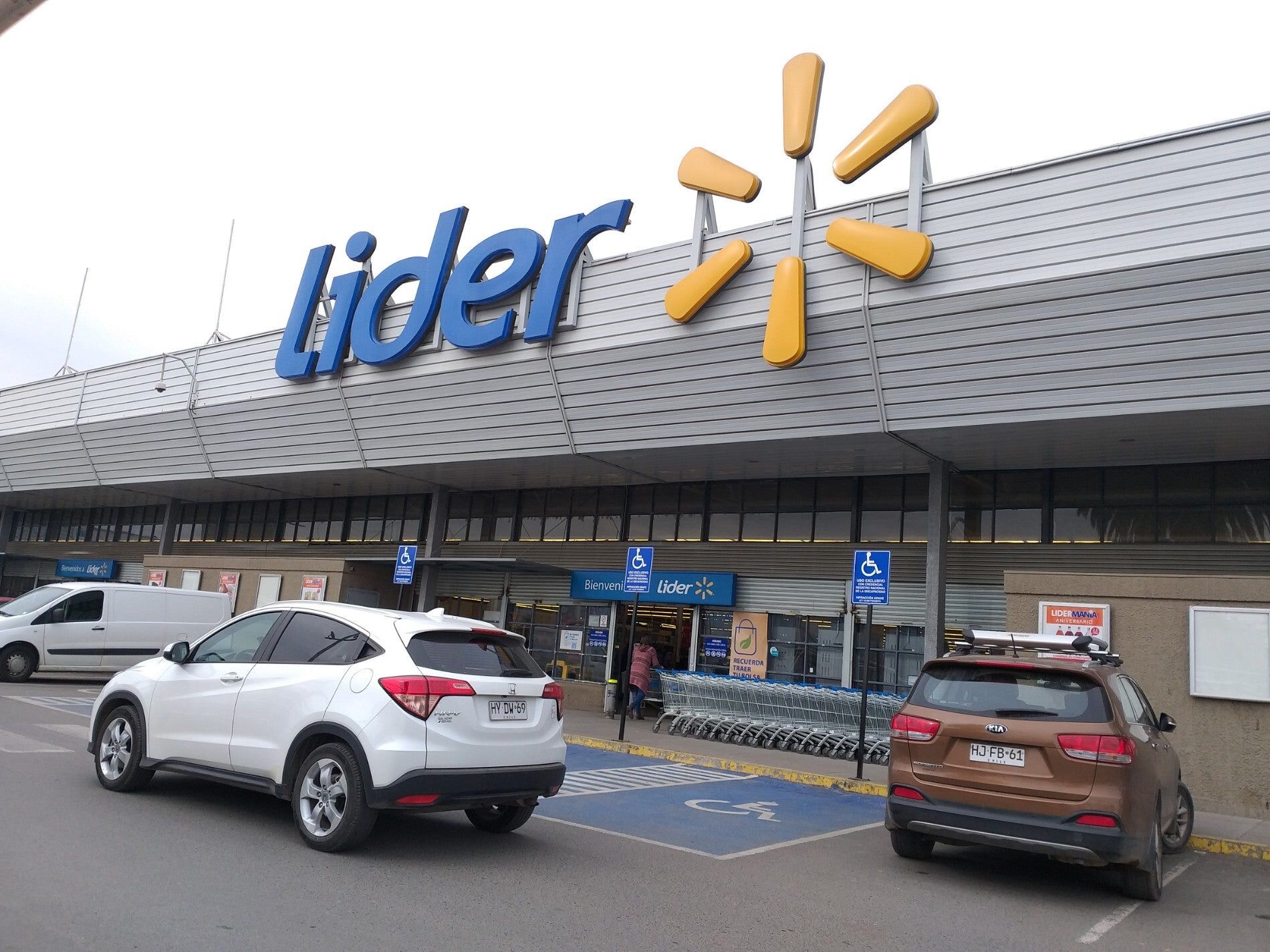 Need A Walmart? These 6 Countries Have Hundreds