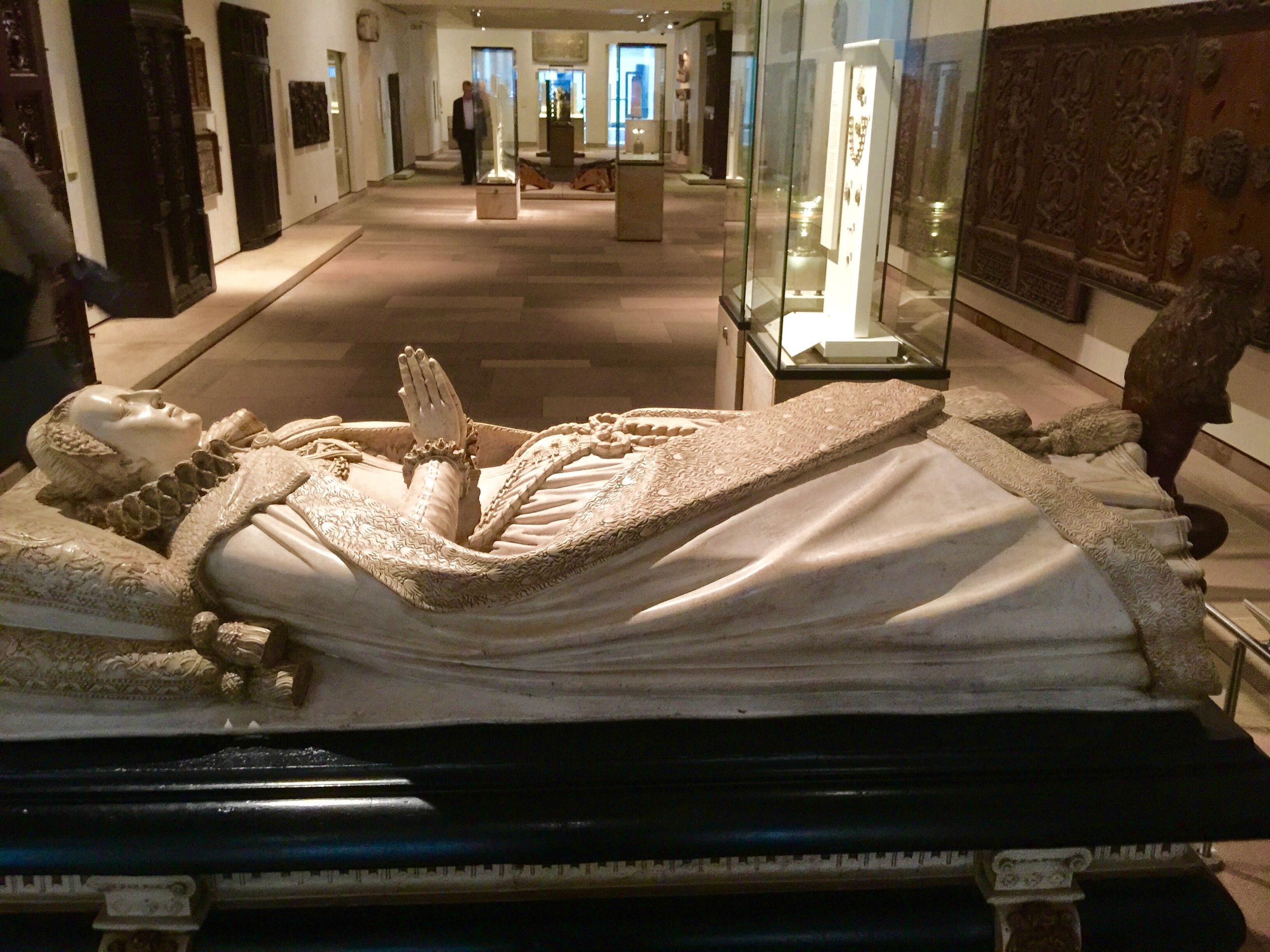 Lost, Scotland Medieval Castle 'Linked to Mary, Queen of Scots' Found ...