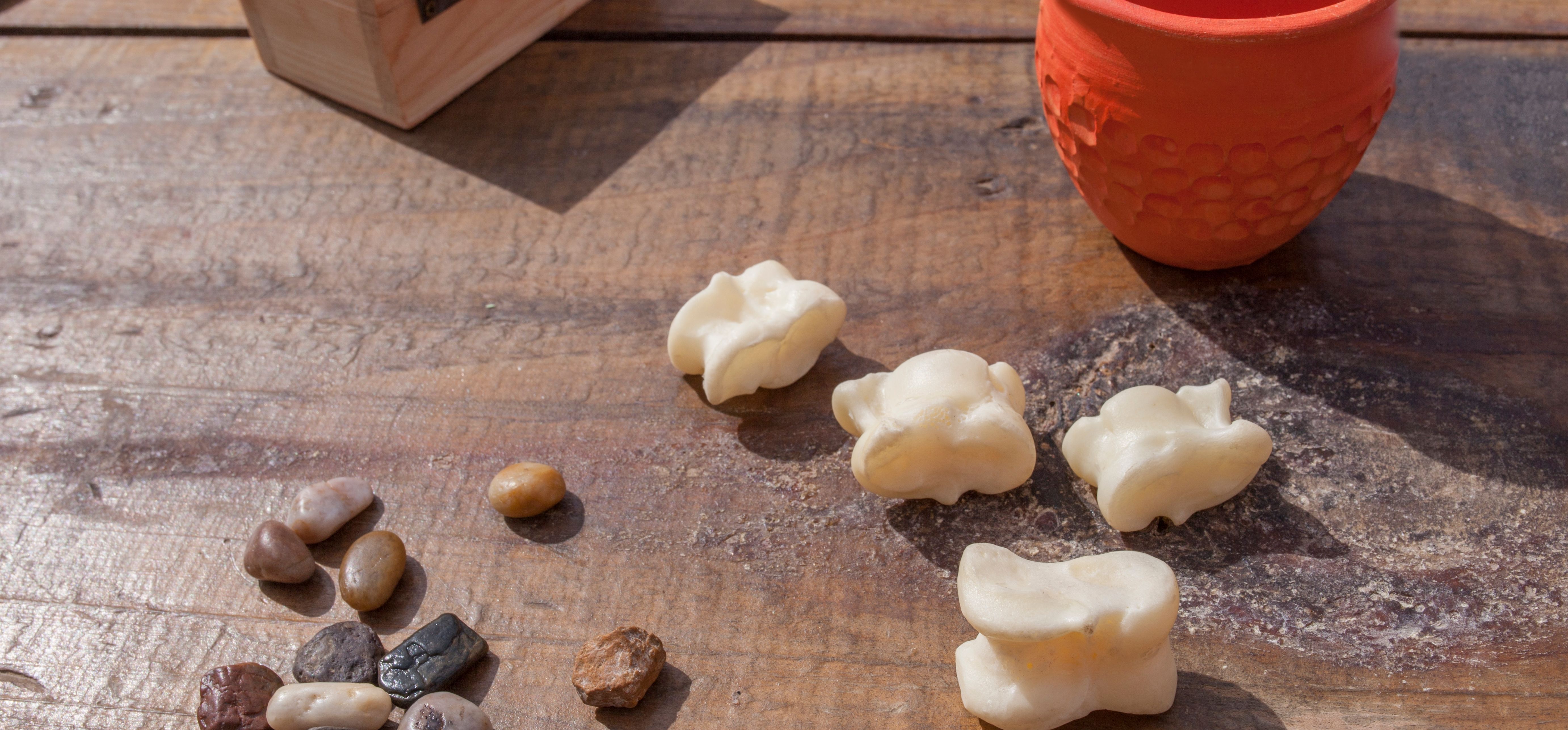 Archaeologists Uncover Rules To 4,000-Year-Old Board Game Discovered In ...