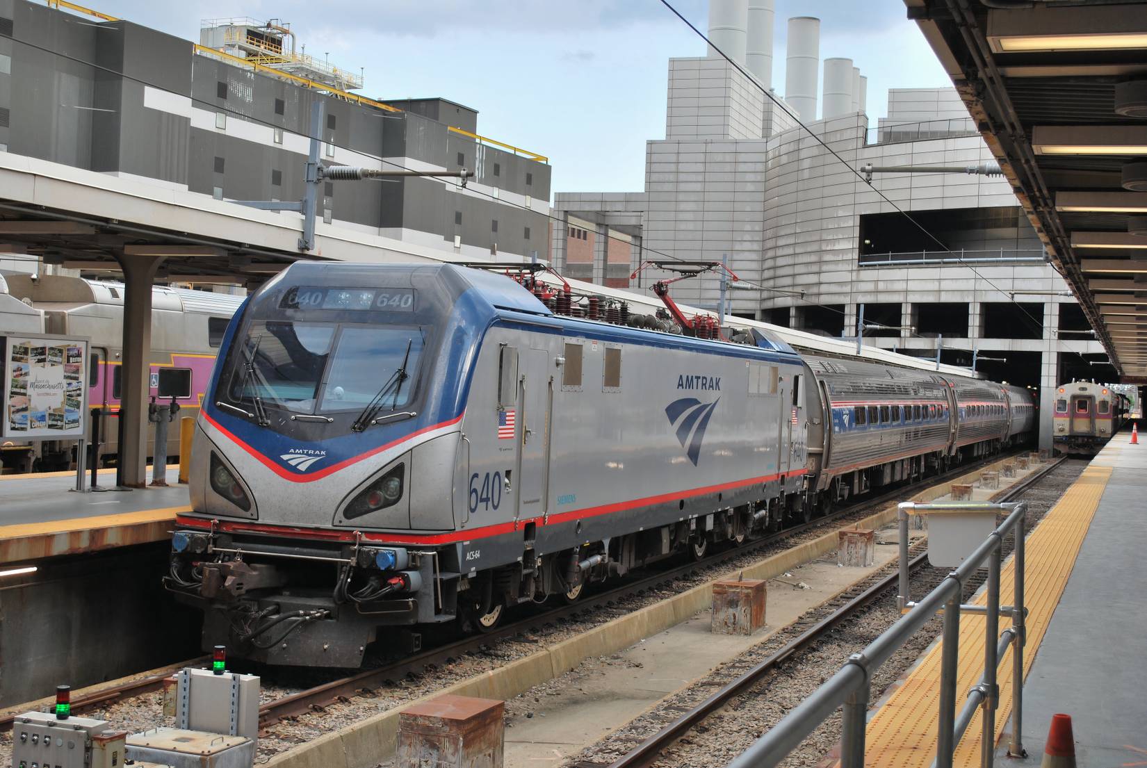 Live Amtrak Map Shows A Sea Of Red—What’s Causing It?