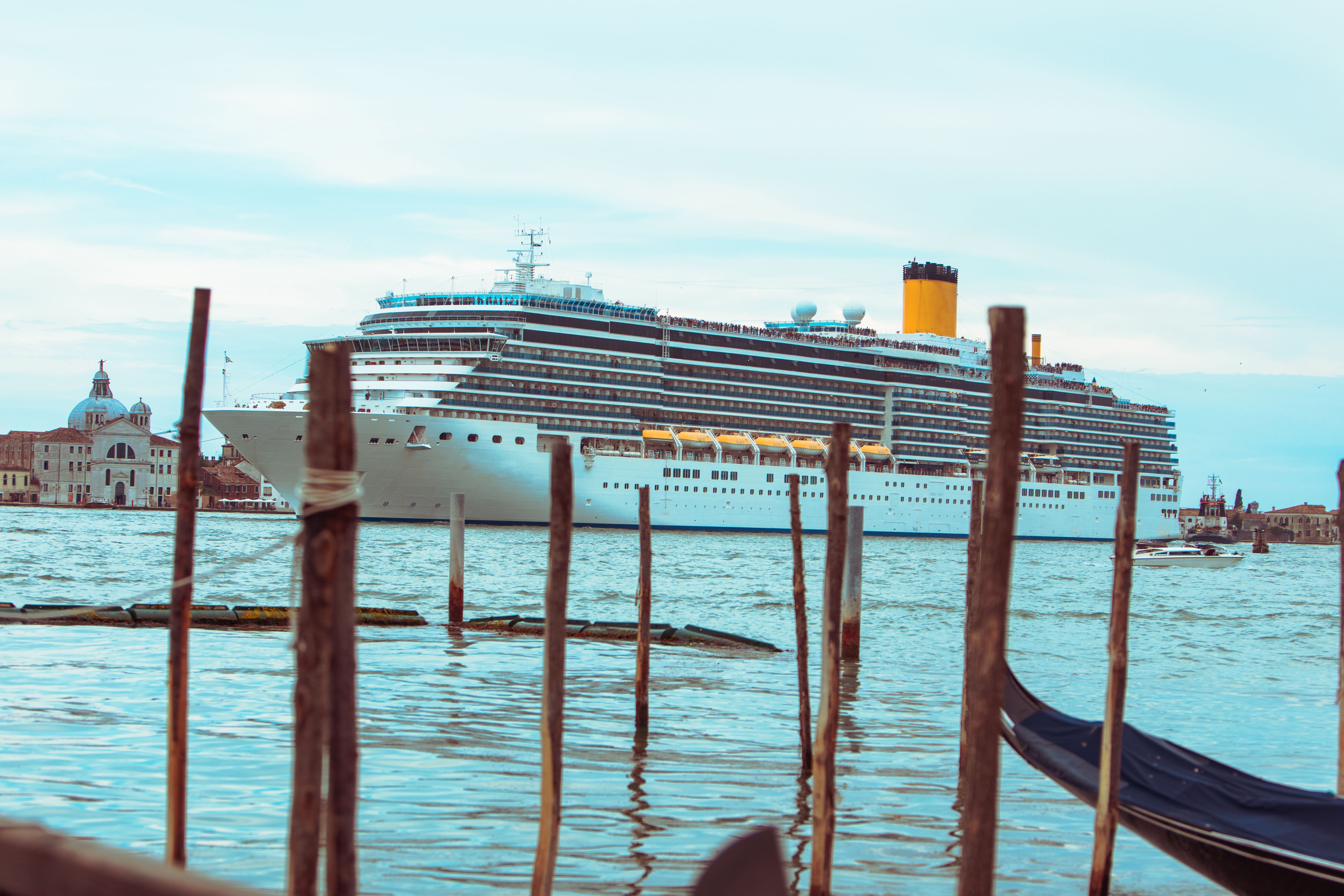 Cruise Expert Warns Travelers About "Misleading Information" For Trips ...