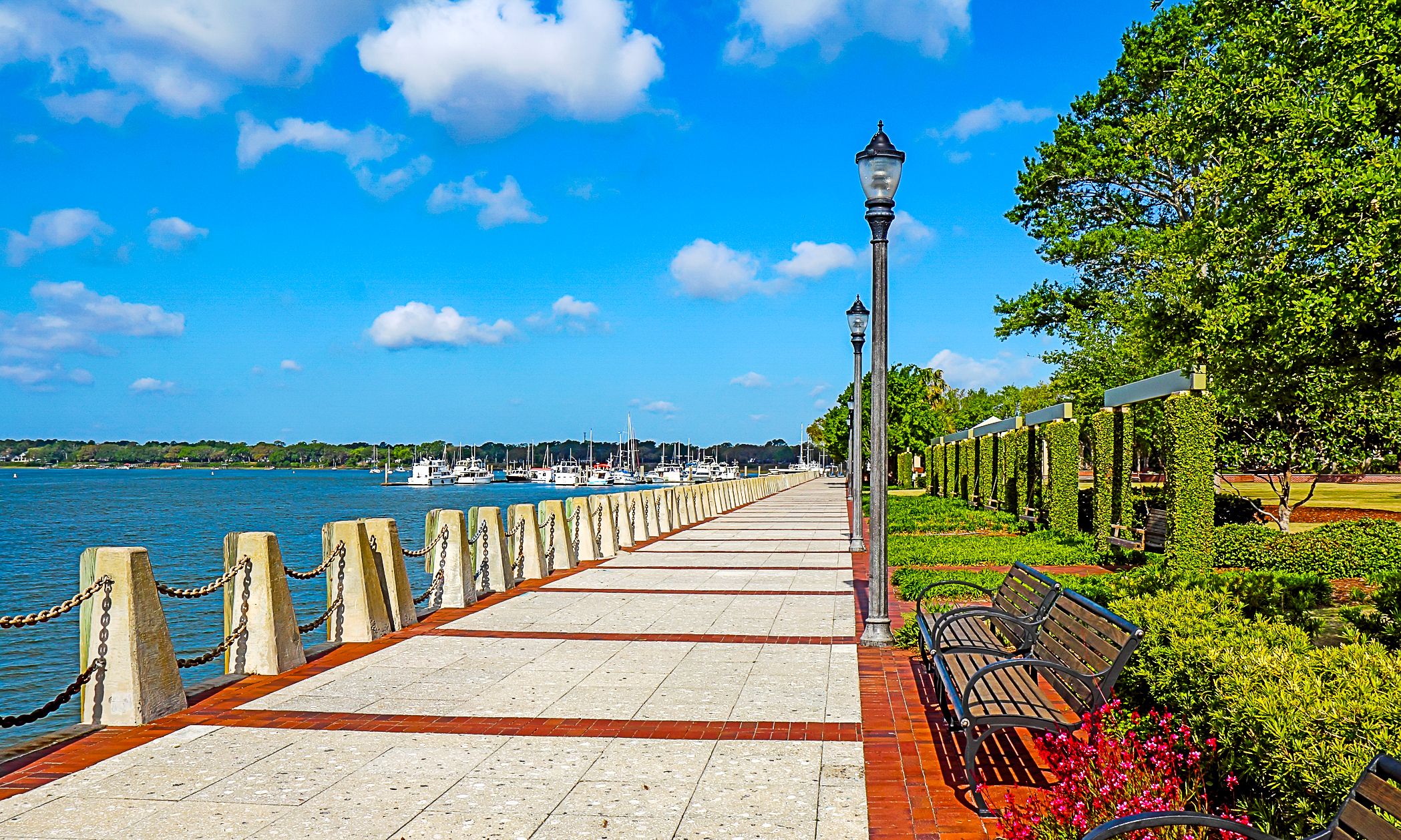 10 Places On Earth That Actually Look Like Other Planets