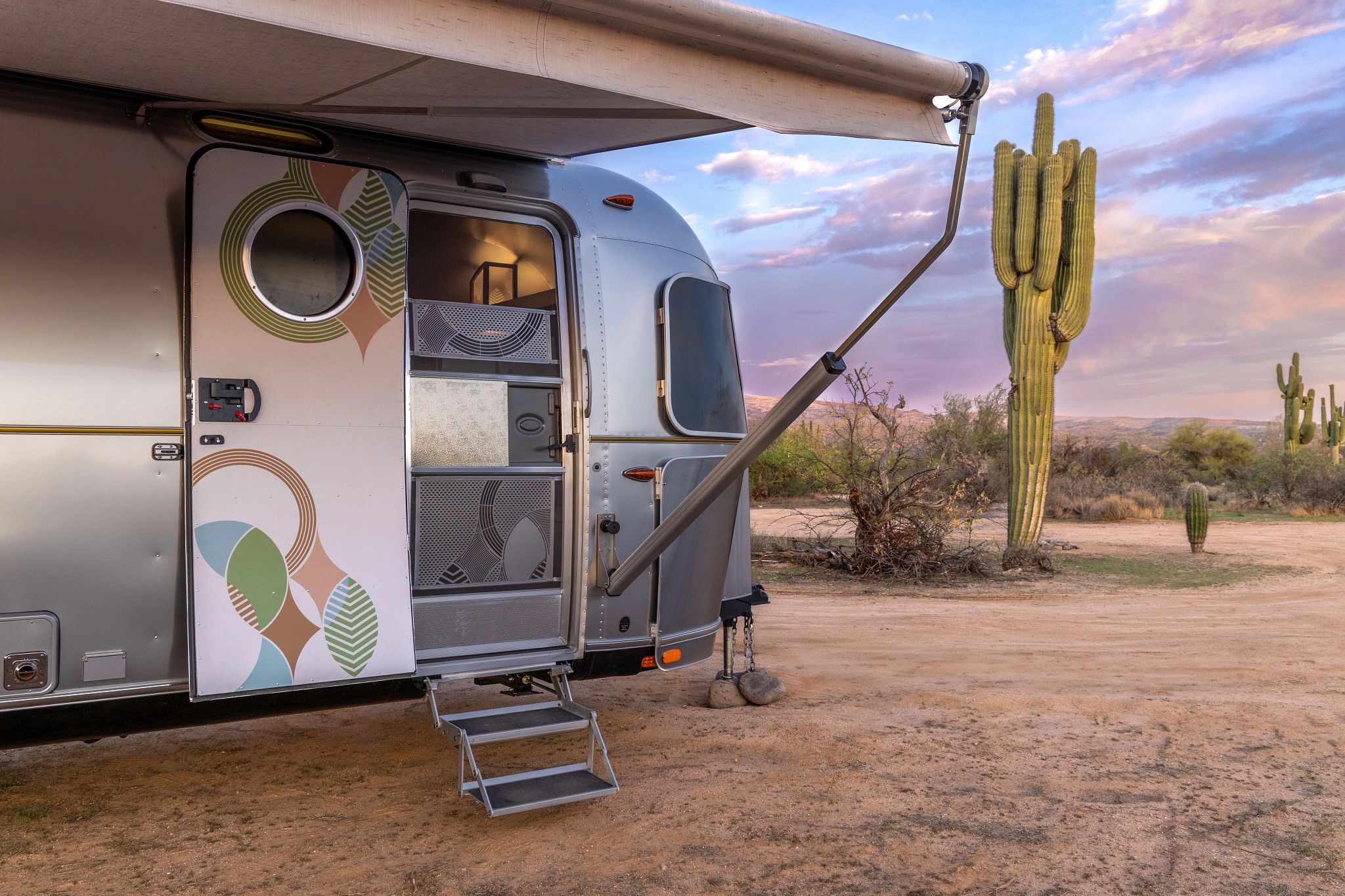 The Most Beautiful RV On The Market Is Inspired By Frank Lloyd Wright