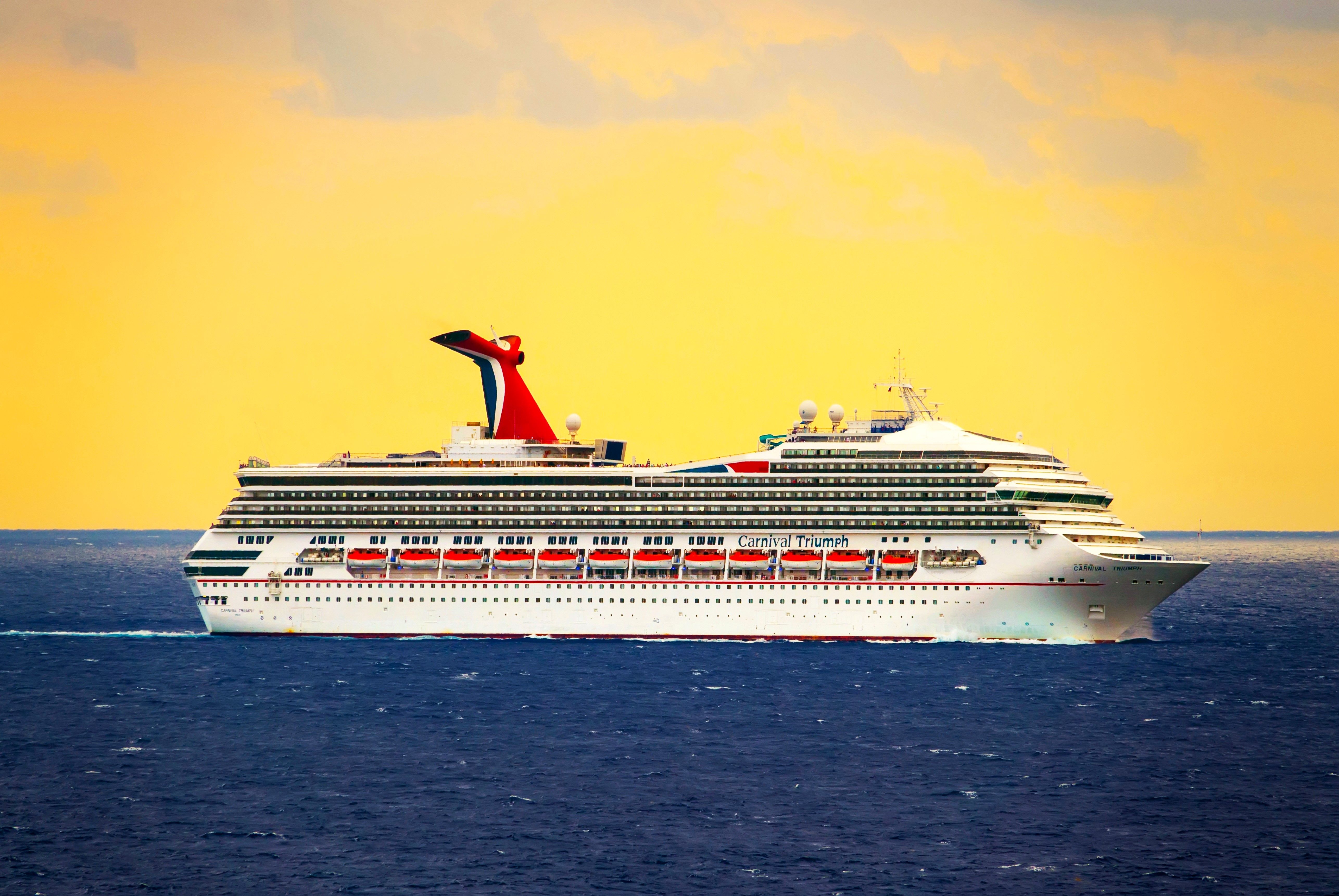 10 Surprisingly Cheap Places To Visit In The U.S. In October